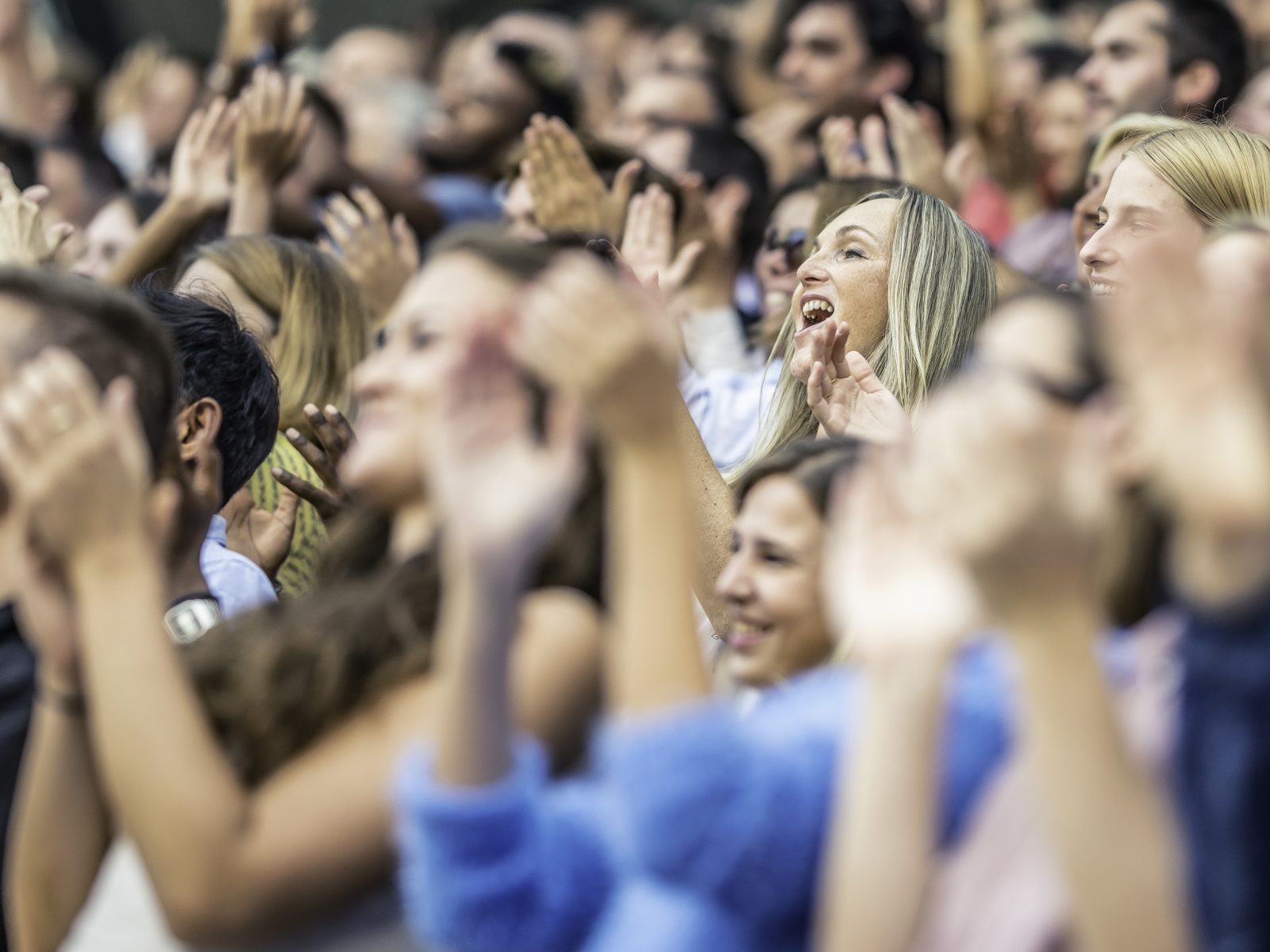 Stadium crowd cheering and clapping – HeroCare Connect